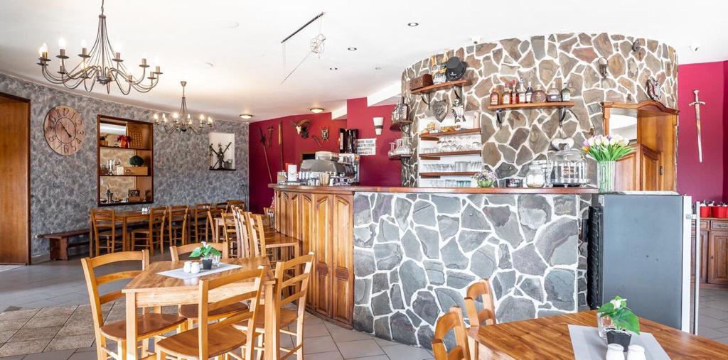 Fano Bar – Haštalská – Nikdy nekončící párty