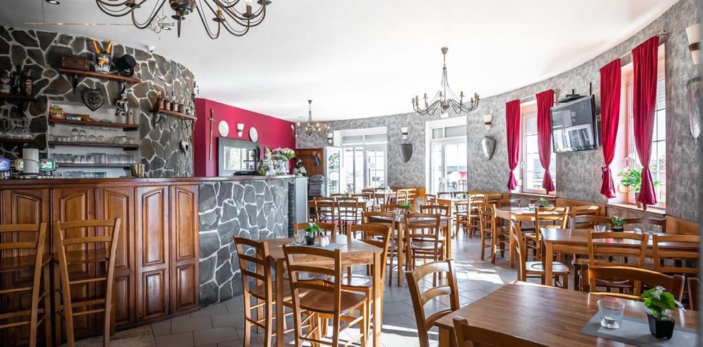 Fano Bar – Haštalská – Nikdy nekončící párty